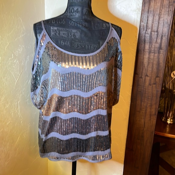 Forever 21 | Tops | Sequin Top | Poshmark